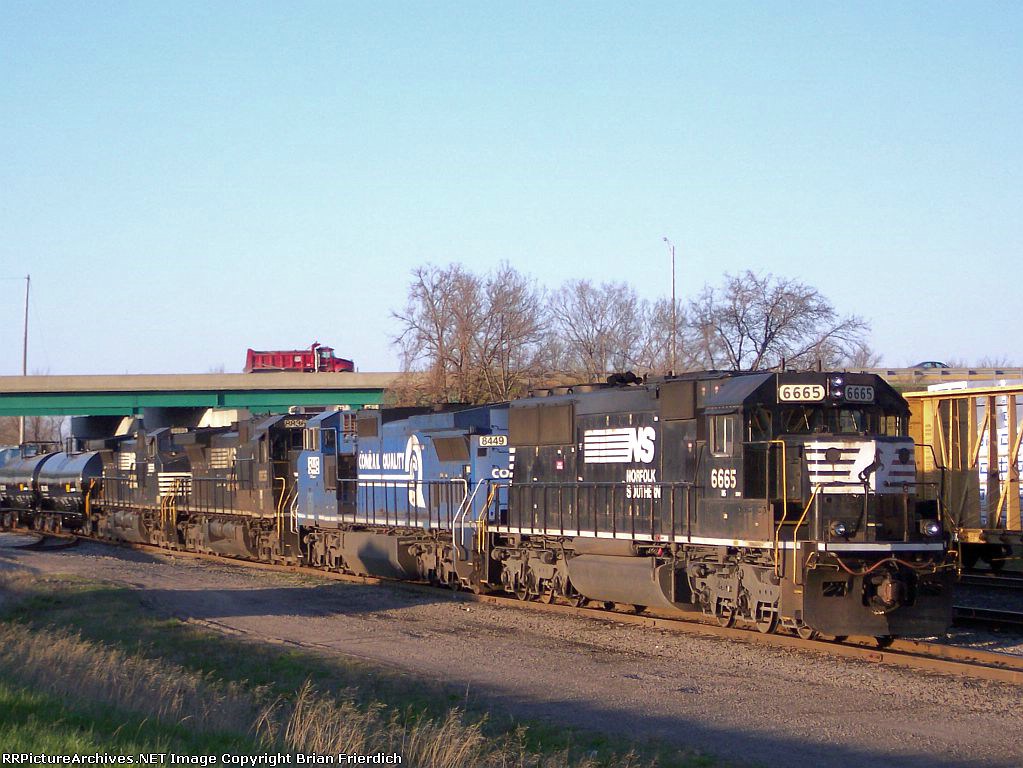 NS 6665 Sits at Mitchell Il waits for a crew to go North